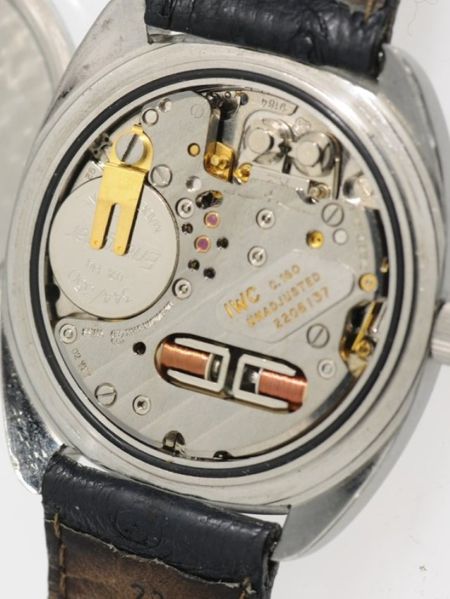 IWC Electronic Mosaba ESA 9162 (3).jpg - Watch-Wiki - Das Uhrenlexikon